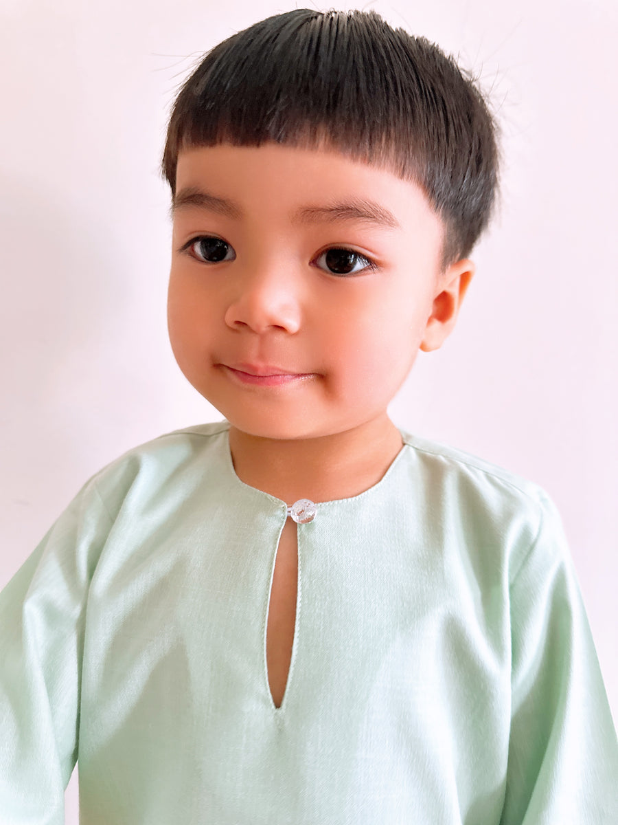 2025 Ari Boy Set In Sage Green Cotton Linen – ChinonetKita