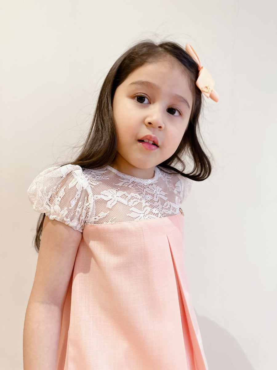 2024 Pleated Willow Girl Set in Peach Cotton Linen with Cream Floral F ...